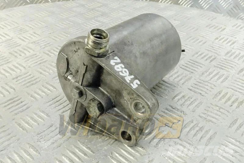 Deutz 02111290 Fuel filter bracket / Podstawa filtra pal, Kojszówka ...