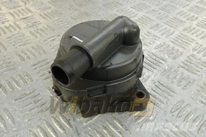 Deutz 04905110 Crankcase breather / Odma silnika, Kojszówka, Poland ...